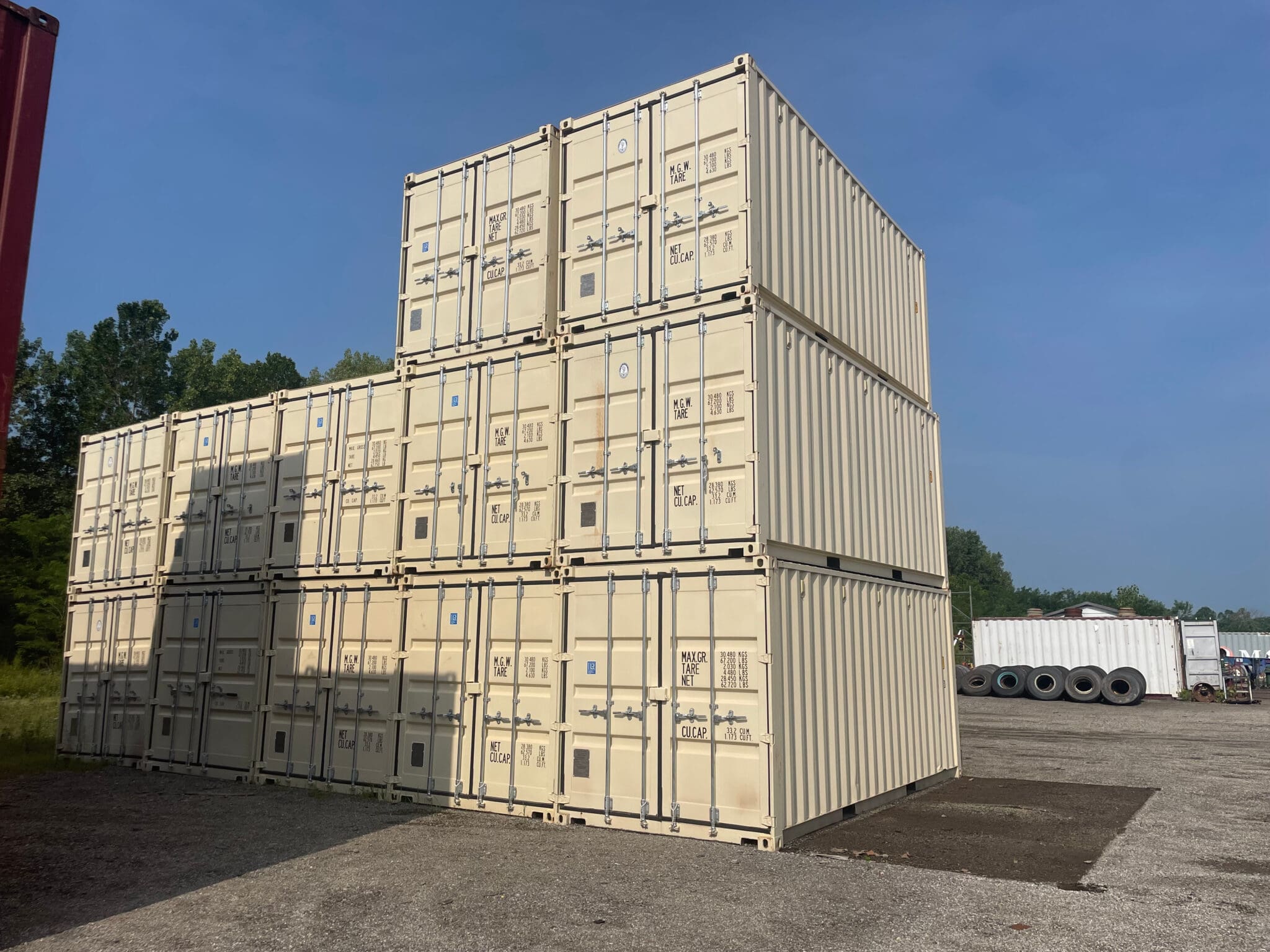 20ft standard height (one-trip) with 4-lever doors and lock box ...